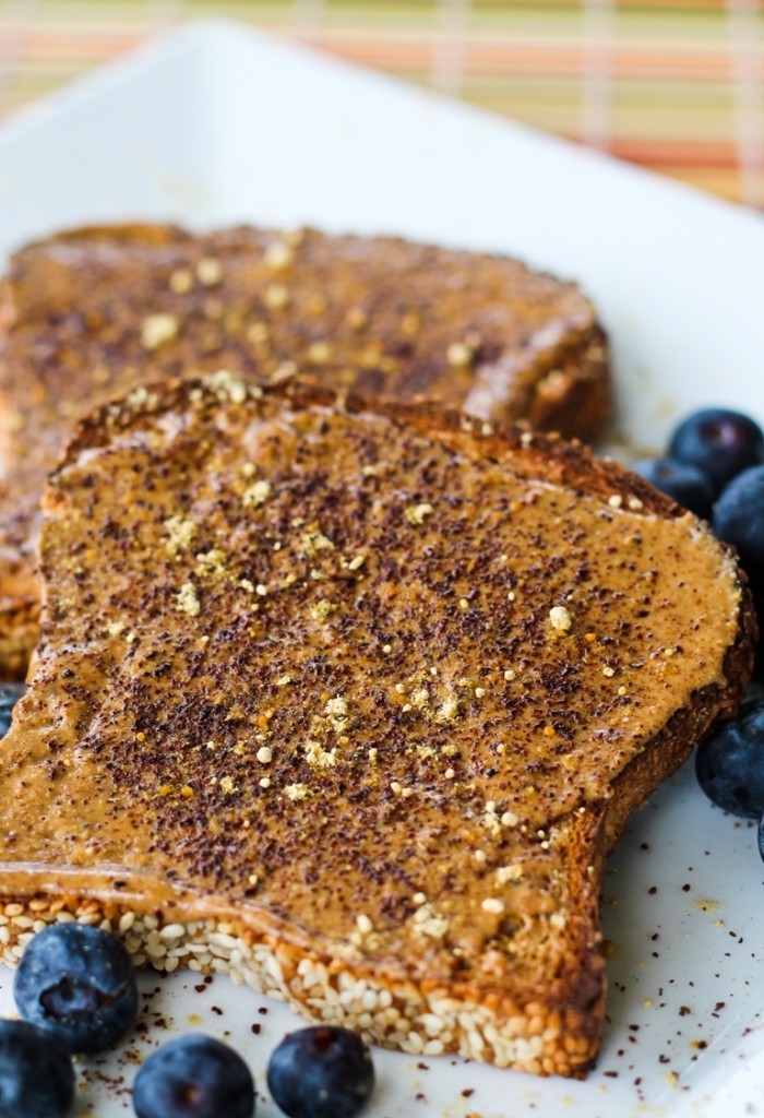 How to Make Homemade Roasted Almond Butter